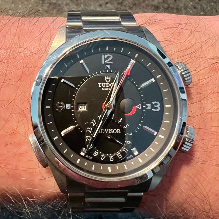 Tudor Advisor - Références Principales, Prix & Avis d'Authentiques ...