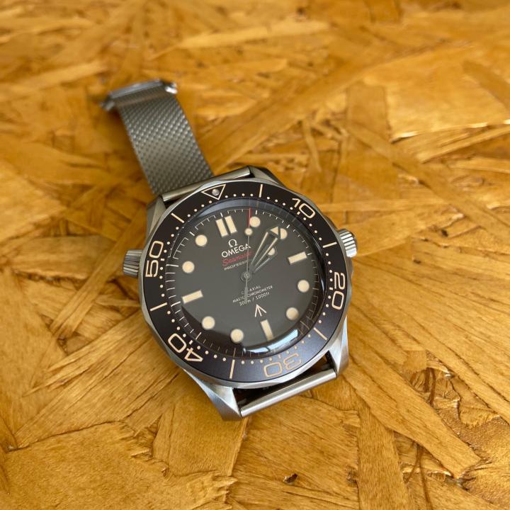 Omega Seamaster James Bond 007 - Main References, Price & Real Owners ...