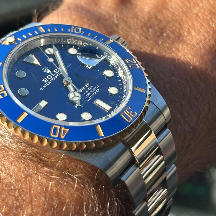 Rolex Submariner Date 126613LB - Caractéristiques, Prix et Avis Clients ...